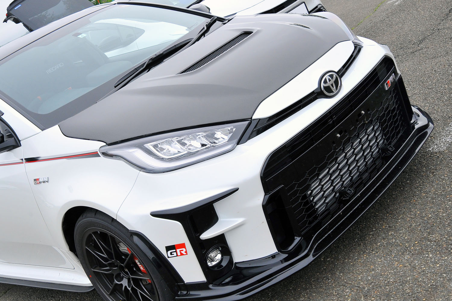 トヨタ「GRMNヤリス」のオーナーは元「ランエボ」タイムアタッカー！ あえてフルノーマルでGRの本気度を体感中です | AUTO MESSE WEB（オートメッセウェブ） 〜クルマを文化する