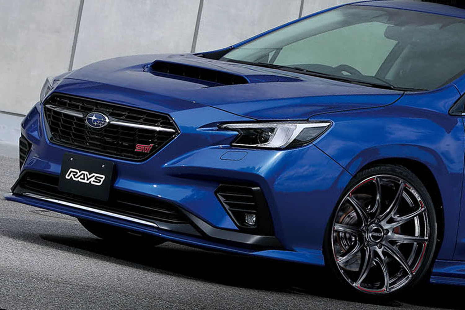 いまだけの限定色「グレイスゴールド」のレイズ「ベルサス VV21S」が誕生！ 超光輝調ゴールドが変幻自在に足元を演出〈PR〉 | AUTO MESSE WEB（オートメッセウェブ） 〜クルマを ...