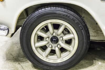 プリンスS54B型「スカイライン2000GT-B」はほぼノンレストア！ 懐かしのアイテムが残されていました | AUTO MESSE WEB（オートメッセウェブ） 〜クルマを文化する