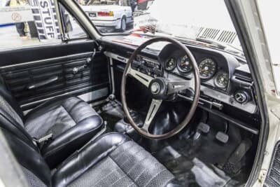 プリンスS54B型「スカイライン2000GT-B」はほぼノンレストア！ 懐かしのアイテムが残されていました | AUTO MESSE WEB（オートメッセウェブ） 〜クルマを文化する