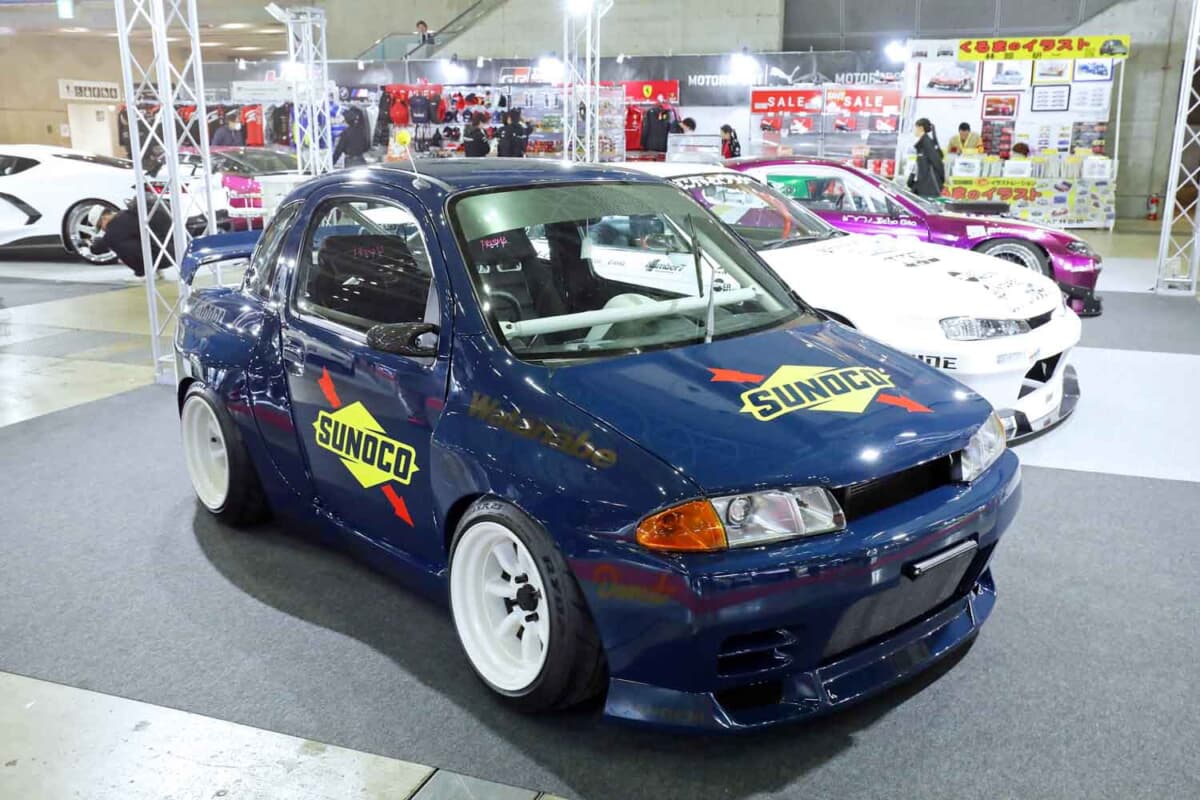 【画像ギャラリー】会場がザワついた衝撃の1台！GT-Rにしか見えない実車版“チョロQ”の正体 | AUTO MESSE WEB（オートメッセ ...