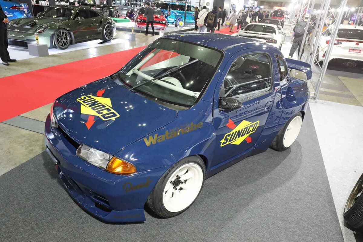 【画像ギャラリー】会場がザワついた衝撃の1台！GT-Rにしか見えない実車版“チョロQ”の正体 | AUTO MESSE WEB（オートメッセ ...