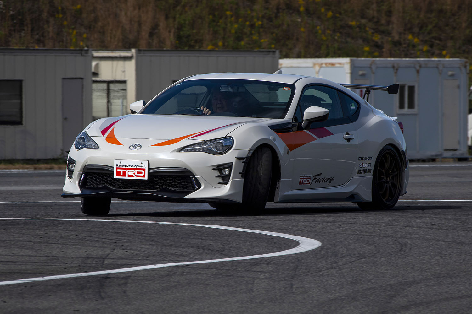 TRD「RE:Revolutionパッケージ」が先代ZN6型トヨタ86のボディ剛性を蘇らせる！